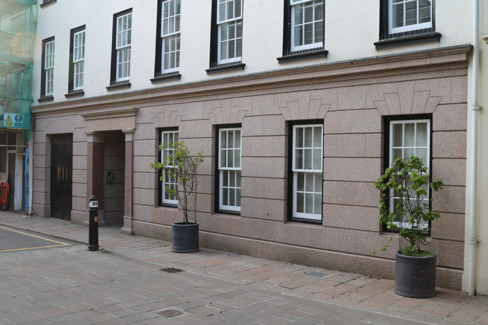 Vine Street | Le Pelley